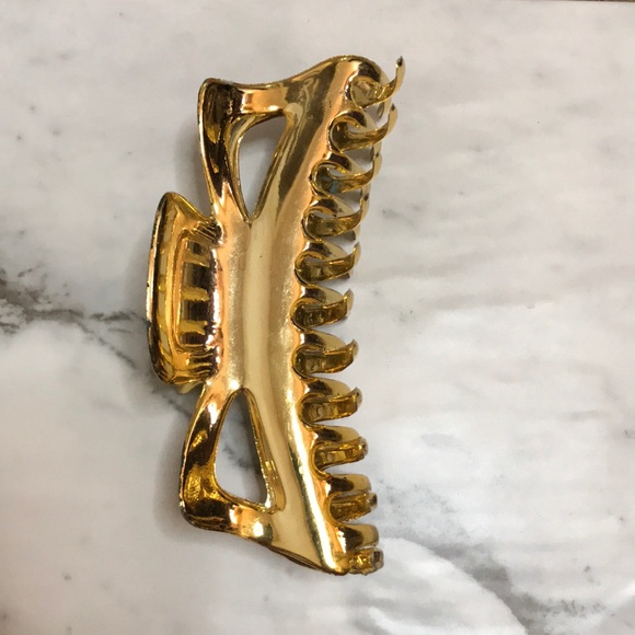 Accessories | New Reflective Gold Claw Clip | Poshmark
